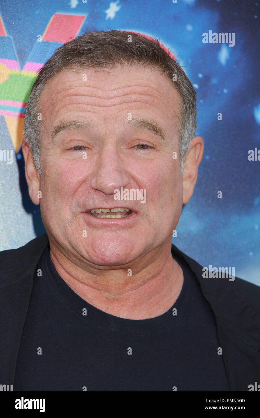 Robin Williams 11/13/2011 "Happy Feet Two" Premiere held at Grauman's ...