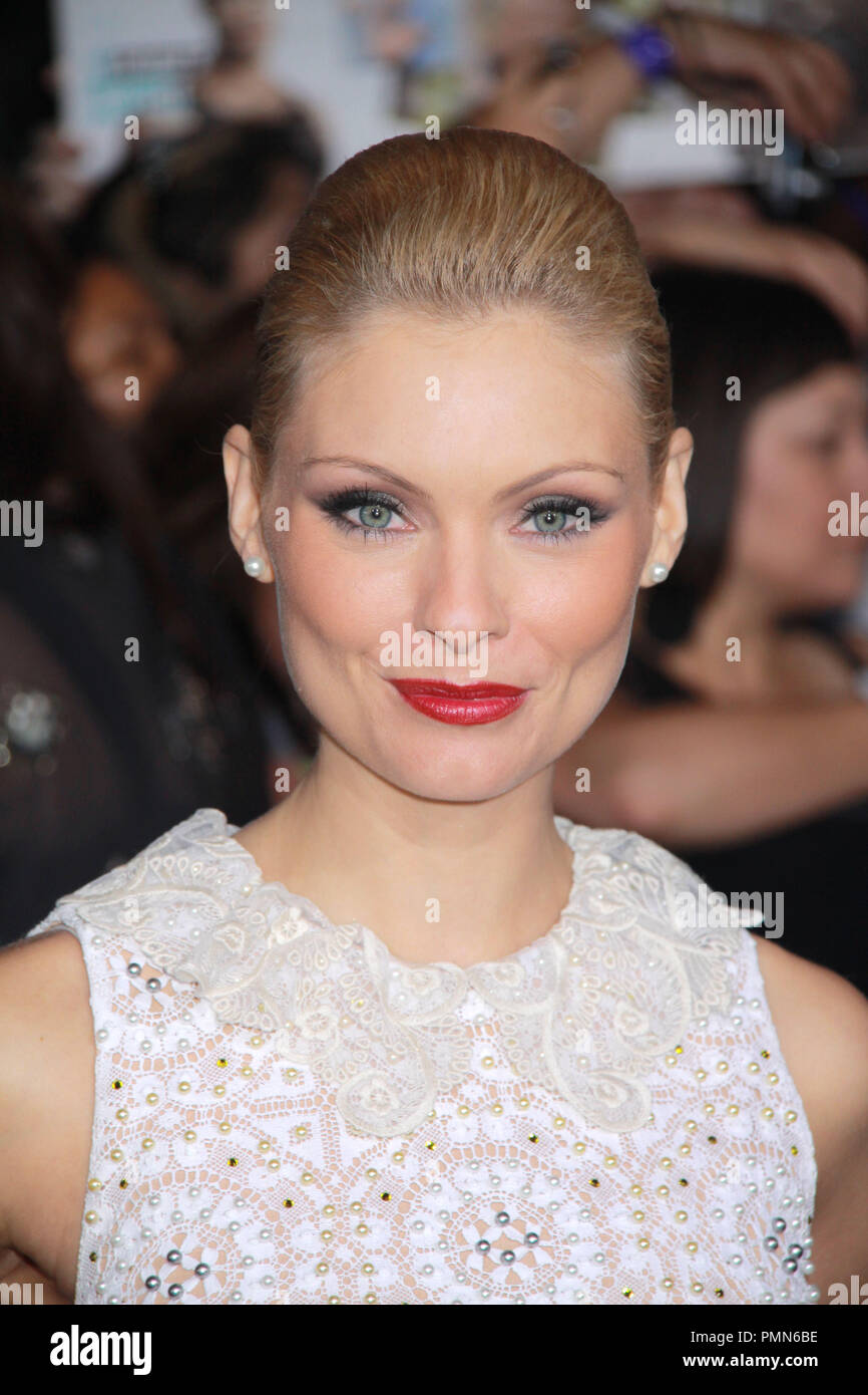 Myanna buring hi-res stock photography and images - Alamy