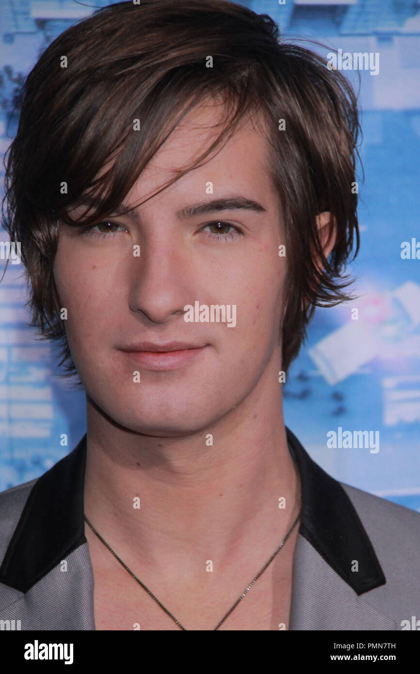 Andrew James Allen 01/23/2012 "Man On A Ledge" Premiere held at Grauman ...