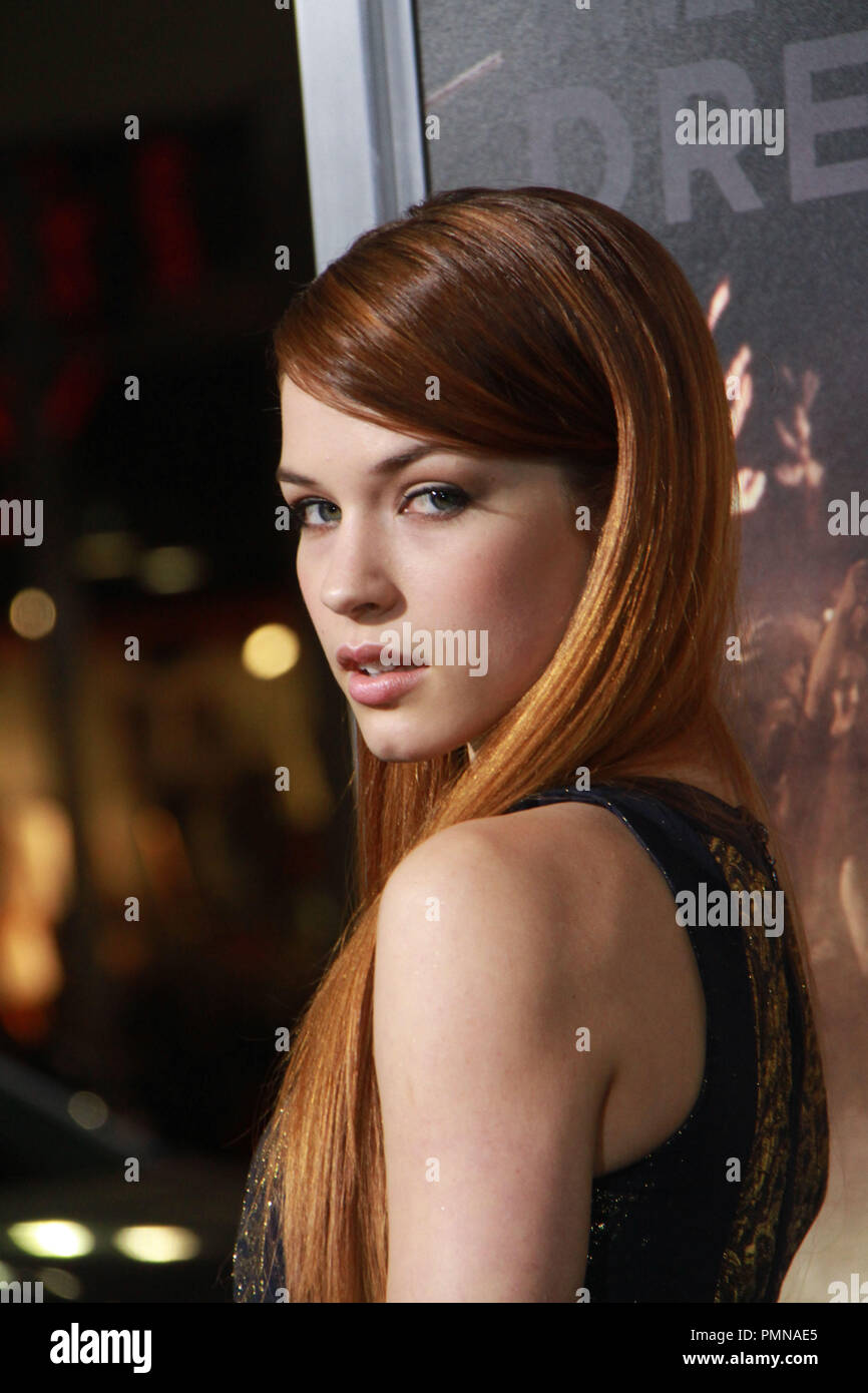 Alexis Knapp Project X Bedroom