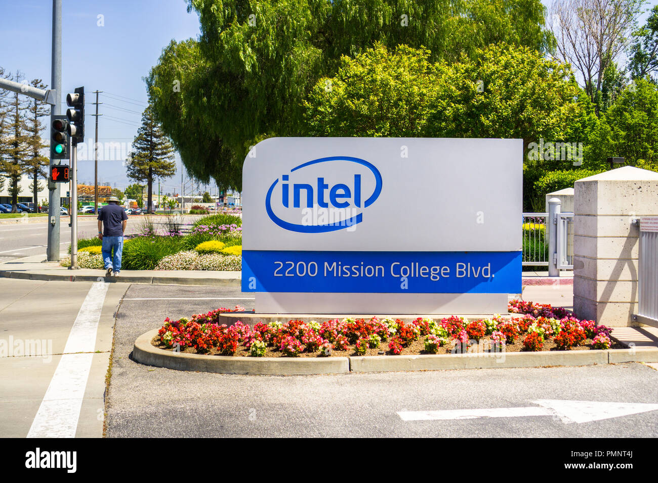 May 3, 2018 Santa Clara / CA / USA - Intel sign located in front of the ...