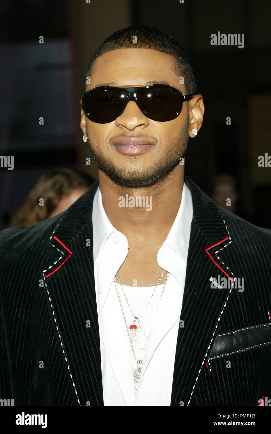 11/14/2004 Usher 32ND ANNUAL AMERICAN MUSIC AWARDS @ Shrine Auditorium ...
