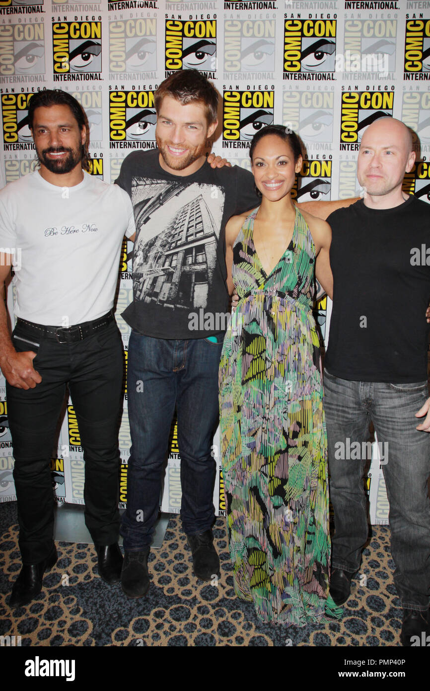 Cynthia addai robinson spartacus hi-res stock photography and images ...