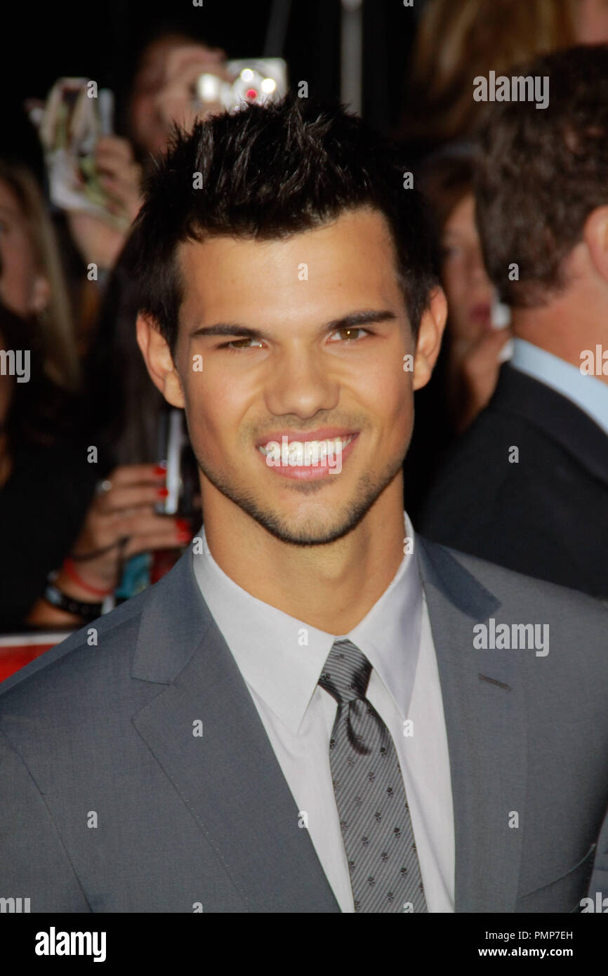 Taylor Lautner at the World Premiere of Summit Entertainment's "The ...