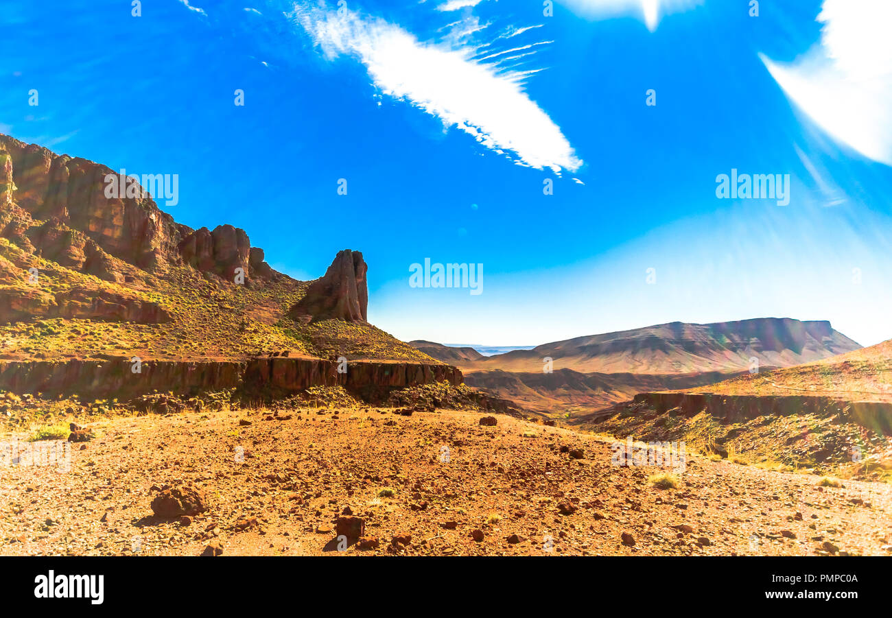 Jbel sarhro mountains hi-res stock photography and images - Alamy