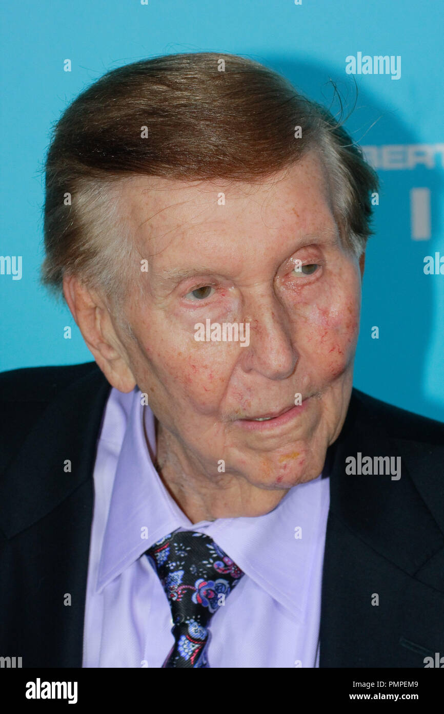 Photo of sumner redstone hi-res stock photography and images - Alamy