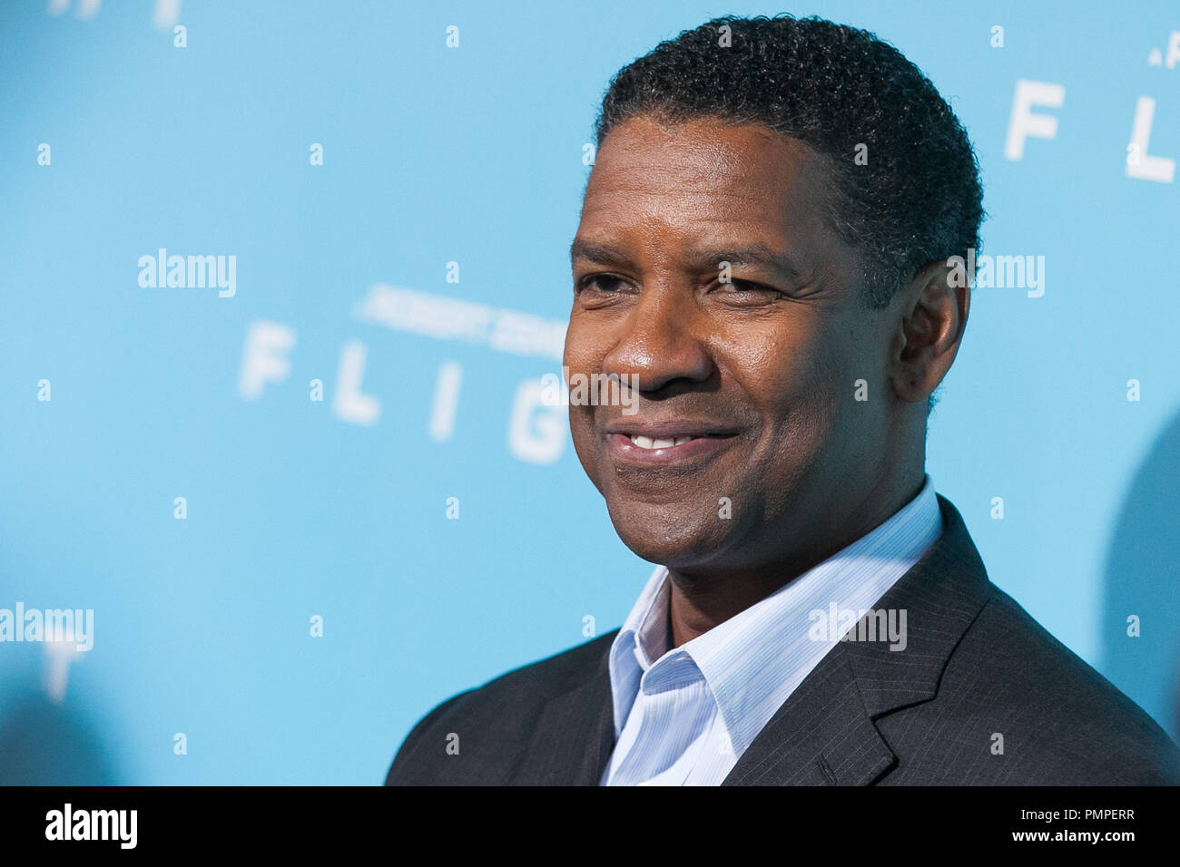 Denzel Washington arrives to the Premiere of Paramount Pictures ...