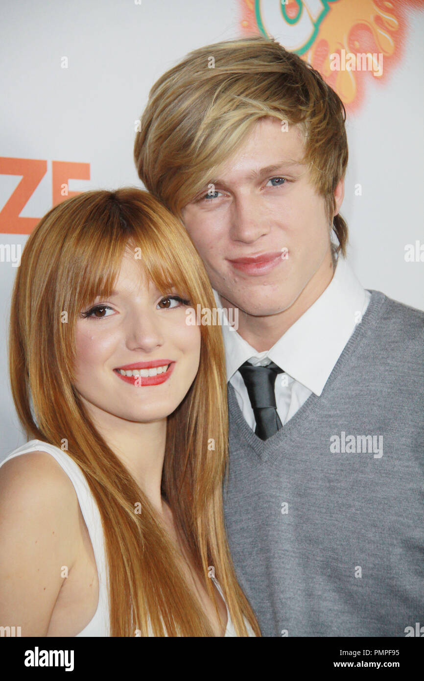 Bella Thorne, her boyfriend 10/25/2012 "Fun Size" Premiere held at ...