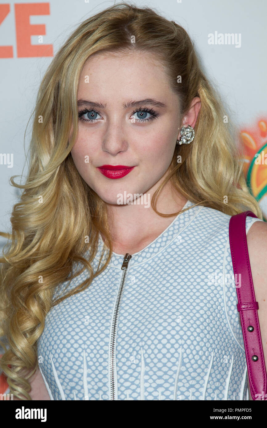 Kathryn Newton arrives at the Premiere of Paramount Pictures' 'Fun Size ...