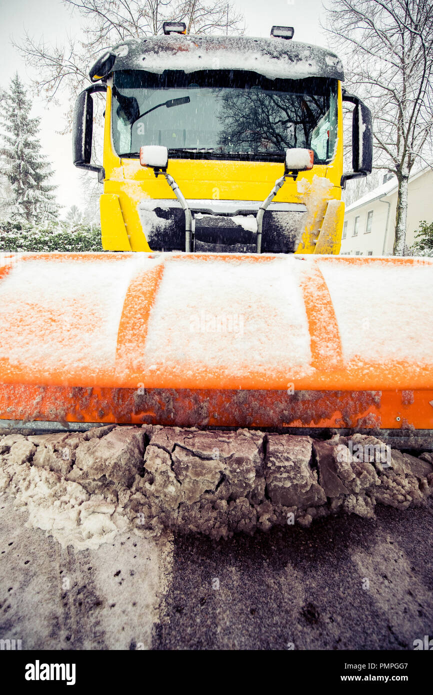 Driveway snowplow hi-res stock photography and images - Alamy