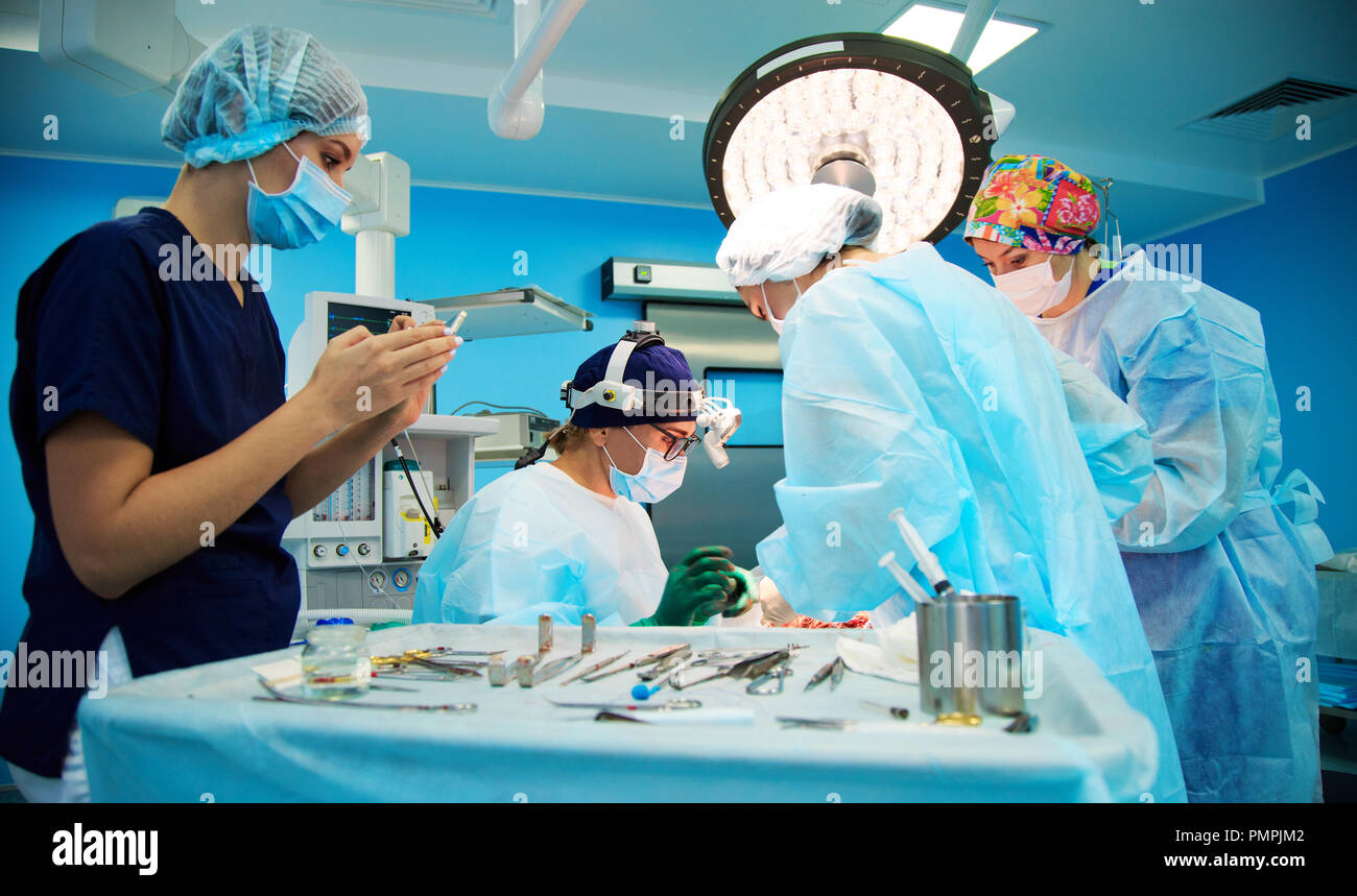 Mobile Surgical Team High Resolution Stock Photography and Images - Alamy
