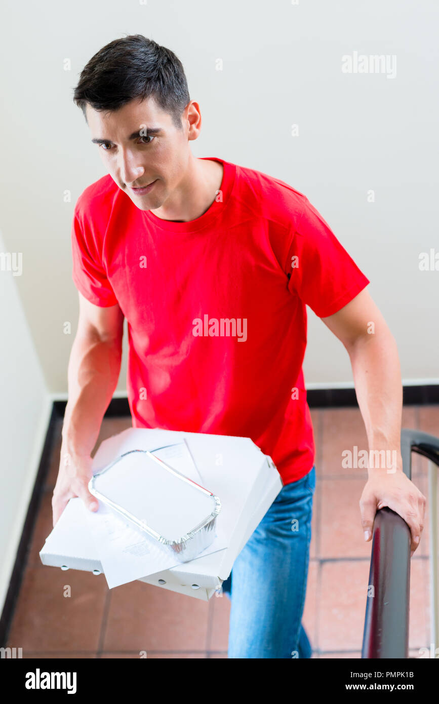 Food delivery man hi-res stock photography and images - Alamy