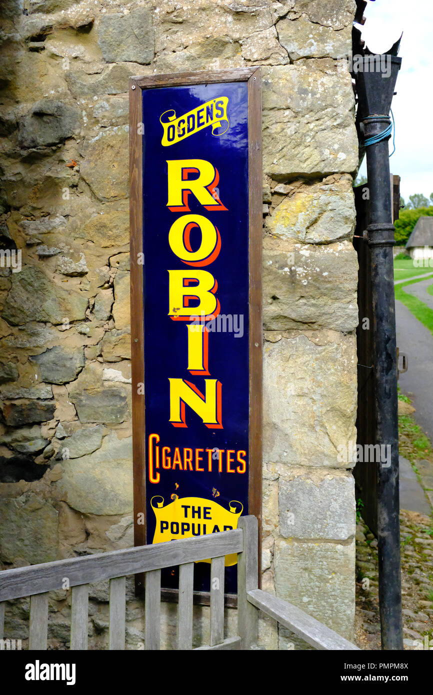 Robin cigarettes hi-res stock photography and images - Alamy