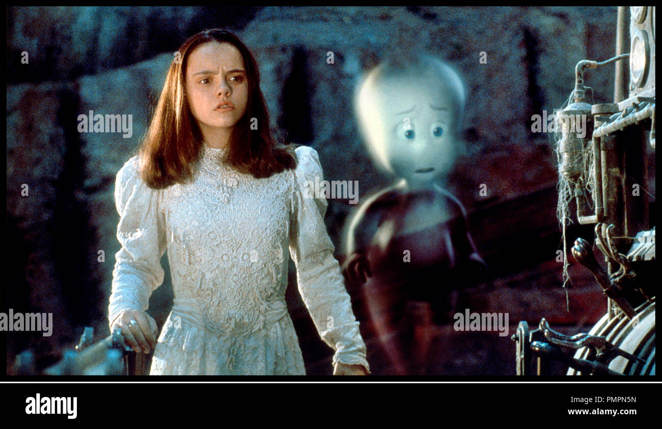 Casper 1995 Christina Ricci Stock Photos & Casper 1995 Christina Ricci ...
