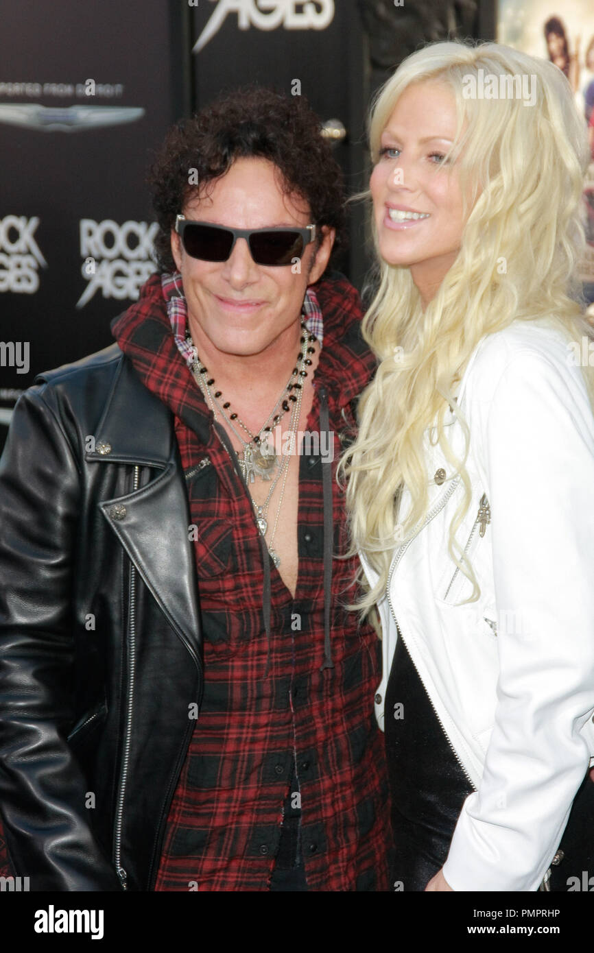 Michaele salahi and neal schon hi-res stock photography and images - Alamy
