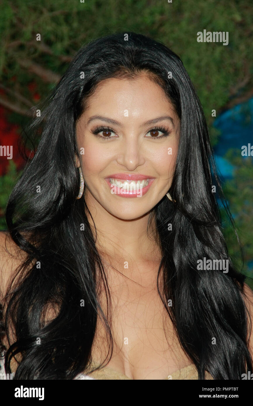Vanessa bryant 2012 hi-res stock photography and images - Alamy