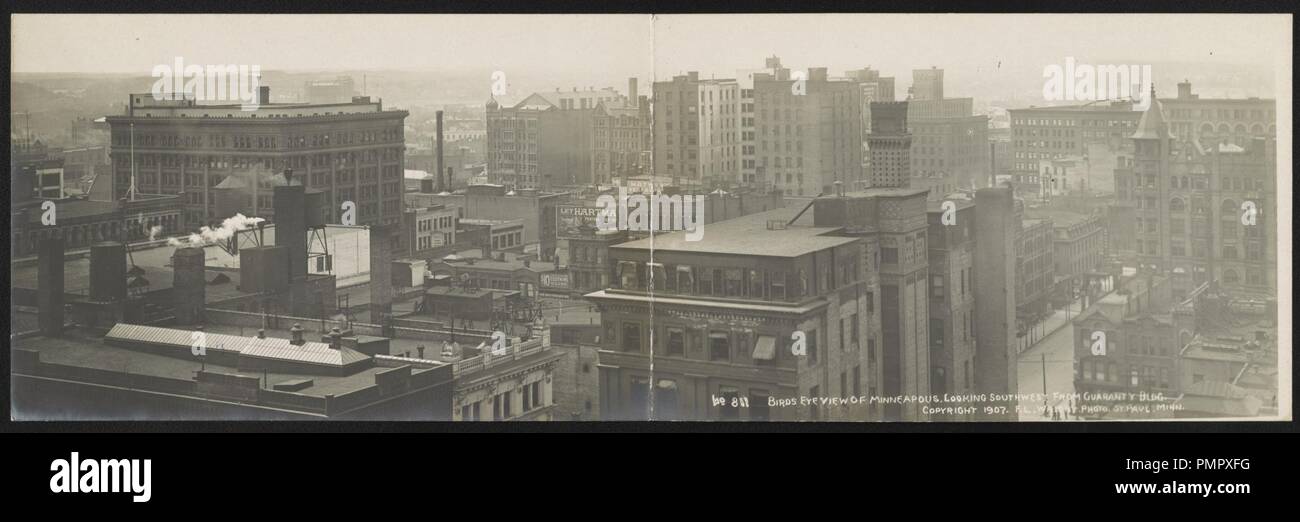 Birds eye view of Minneapolis. Looking southwest from Guaranty Bldg ...