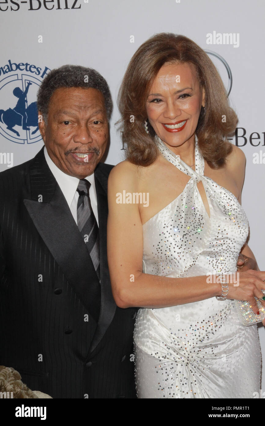 Marilyn McCoo-Davis and Billy Davis Jr. at the 26th Carousel of Hope ...