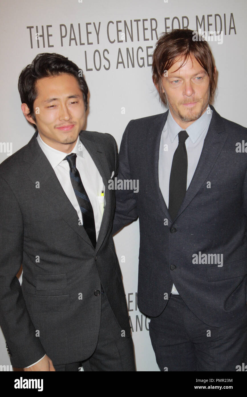 Steven yeun norman reedus hi-res stock photography and images - Alamy