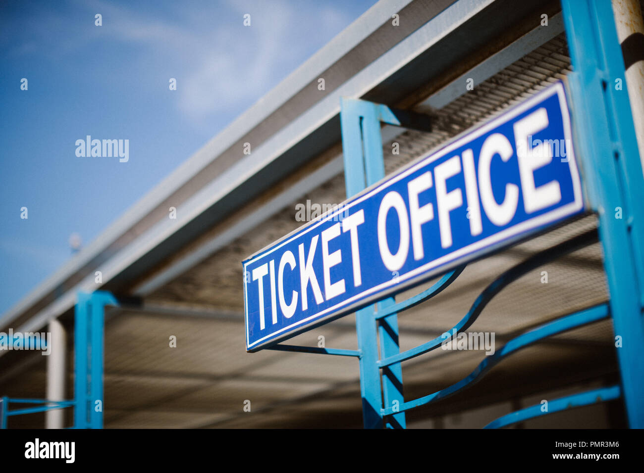Train station ticket office sign hi-res stock photography and images ...