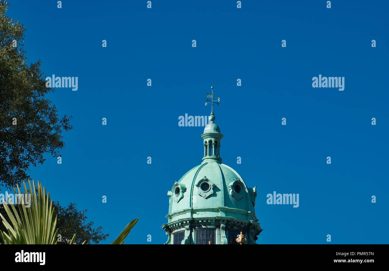Windmill on top building high hi-res stock photography and images - Alamy