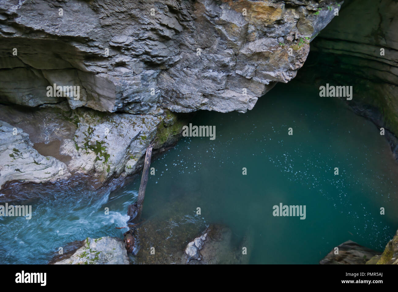 Gorge water hi-res stock photography and images - Alamy