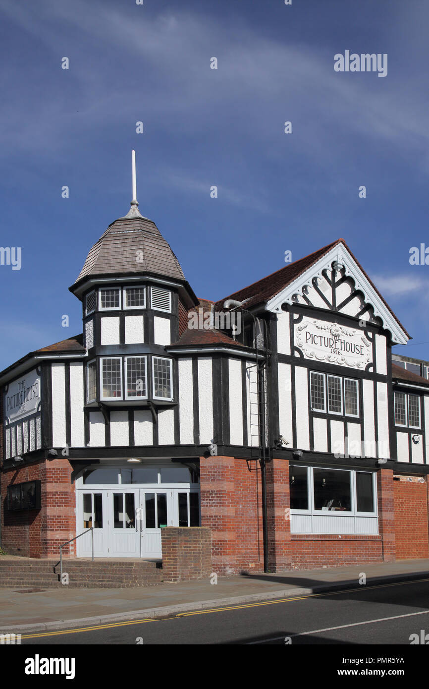 Uckfield picture house hi-res stock photography and images - Alamy
