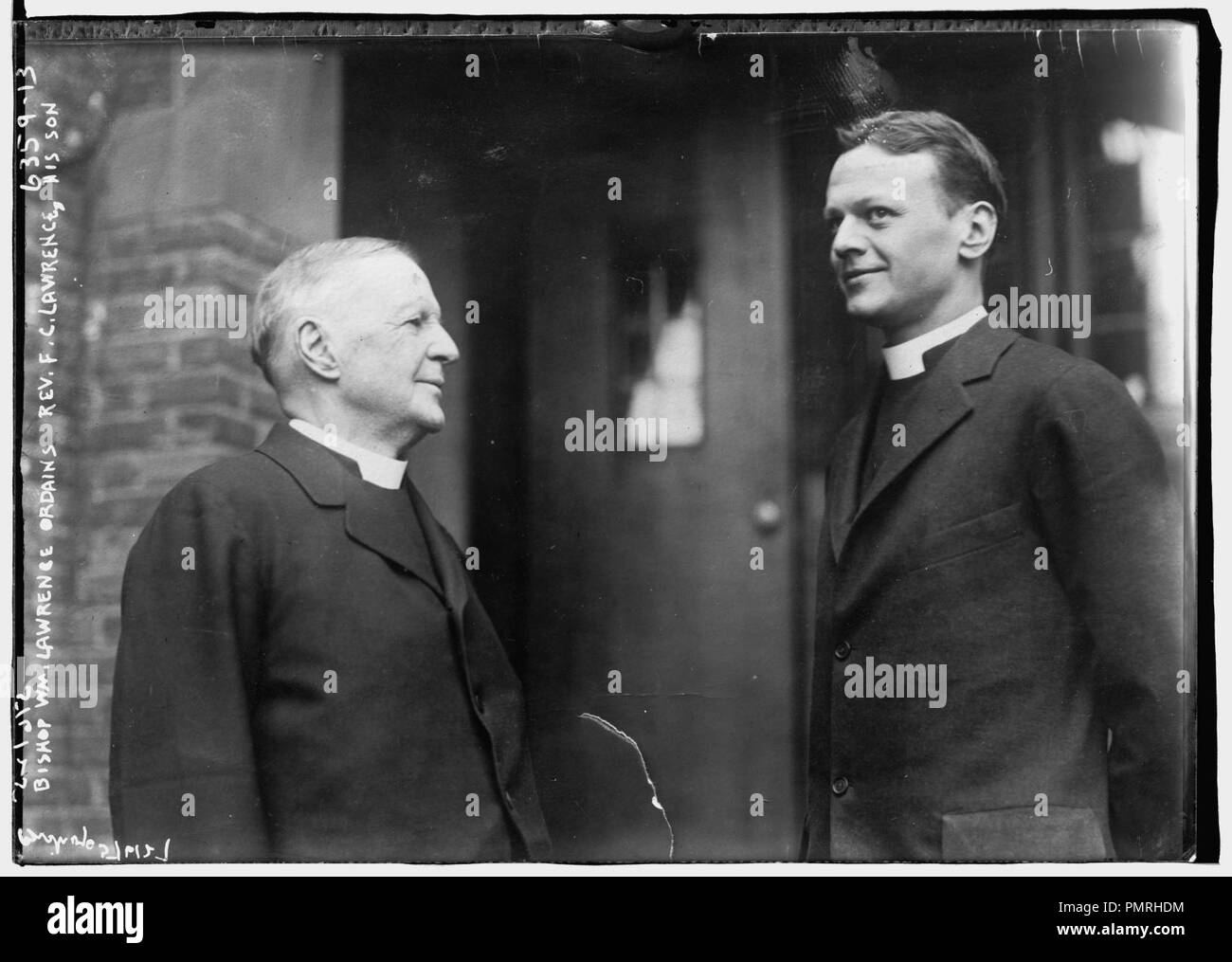 Bish. Lawrence ordains Rev. Lawrence Stock Photo - Alamy