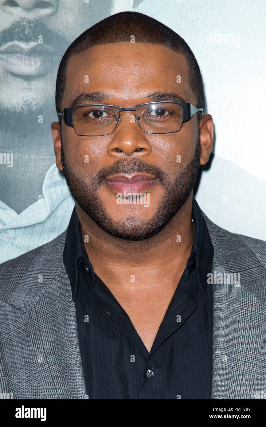 Tyler perry in alex cross hi-res stock photography and images - Alamy