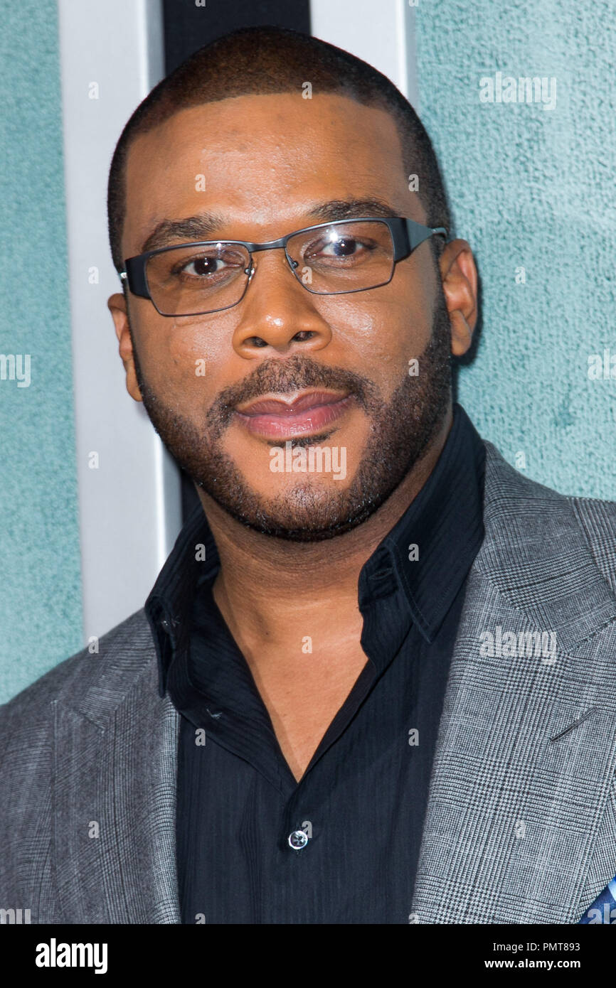 Tyler perry in alex cross hi-res stock photography and images - Alamy