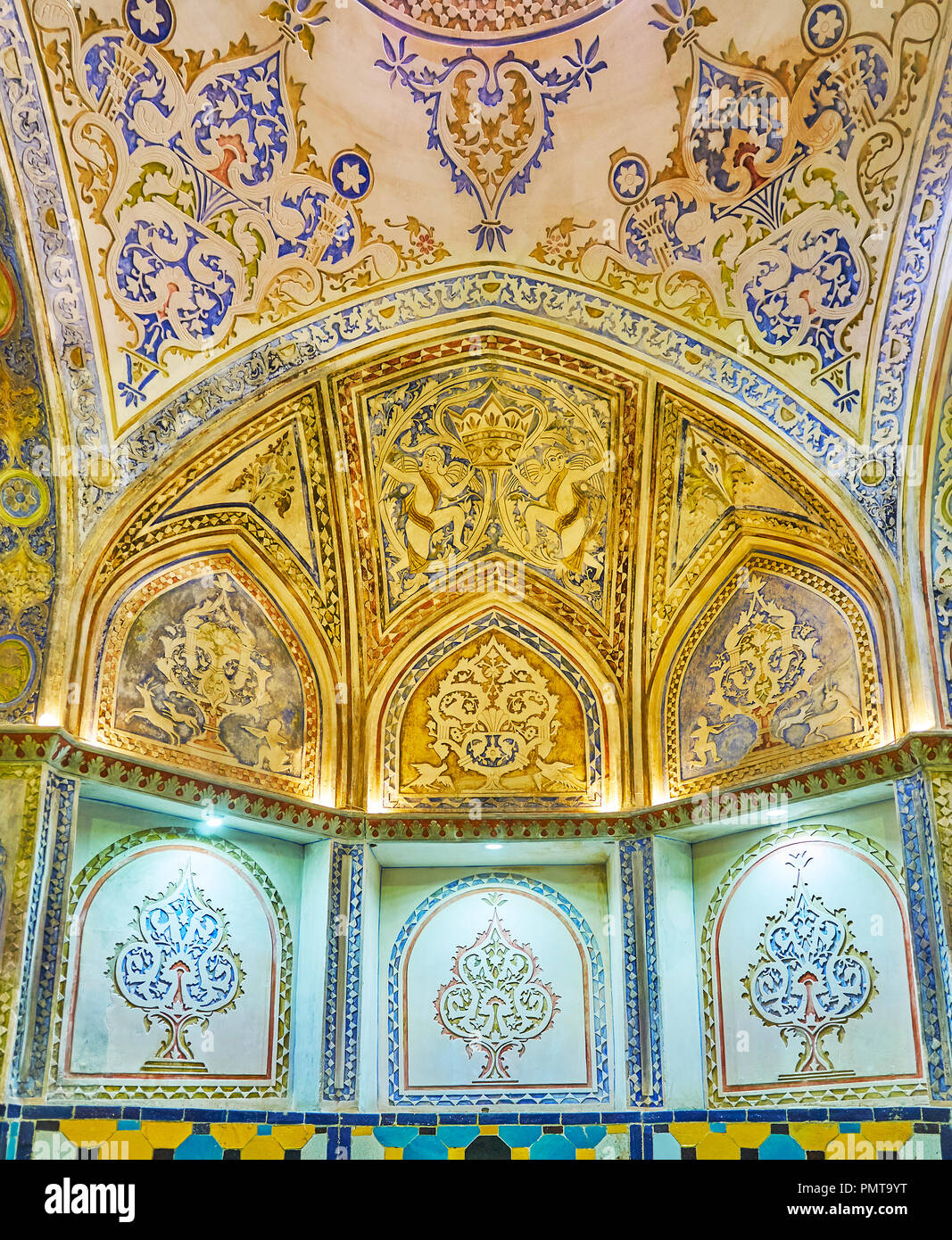 KASHAN, IRAN - OCTOBER 22, 2017: The rich Persian patterns of carved ...