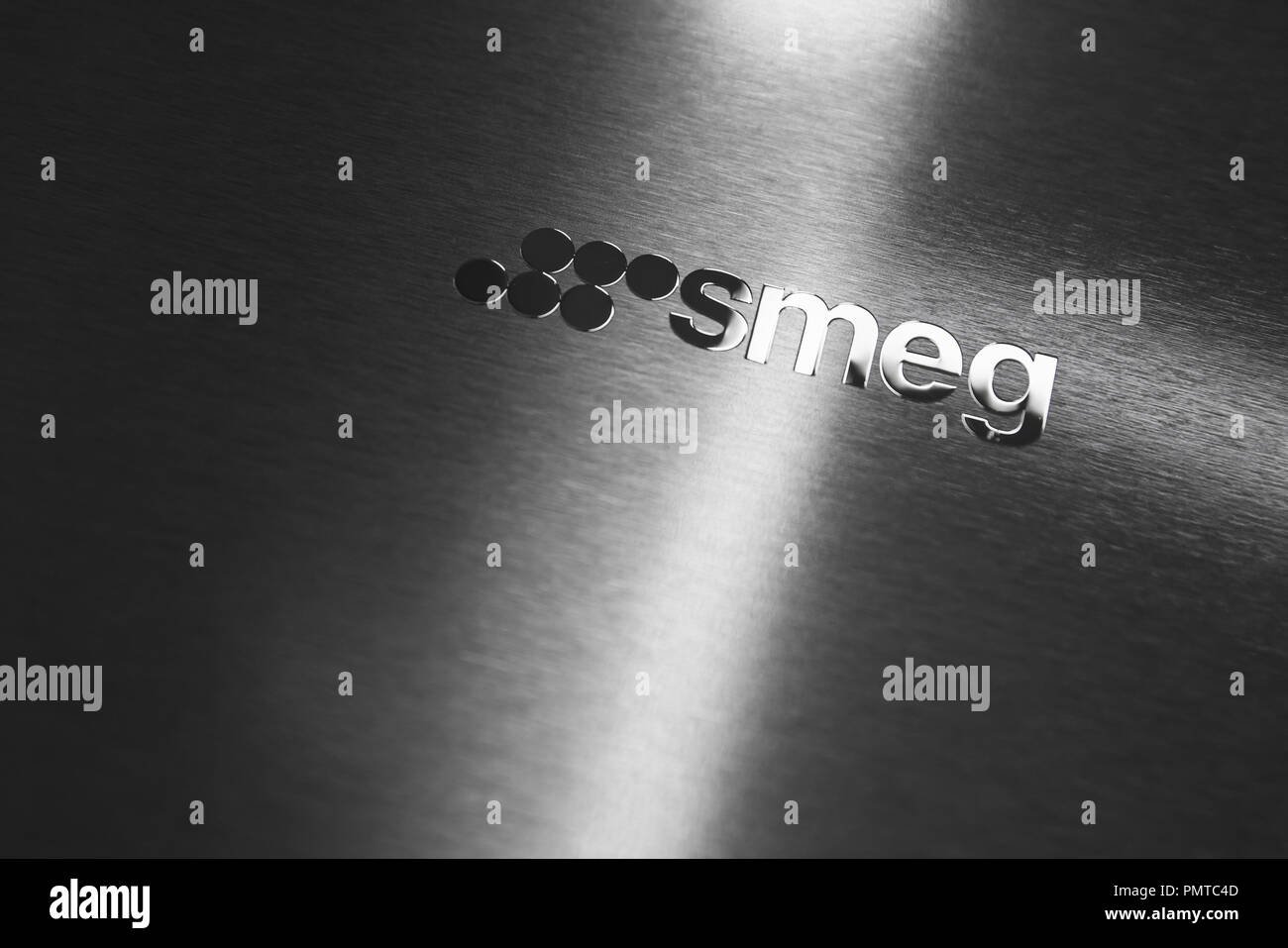 Smeg logo icon hi-res stock photography and images - Alamy