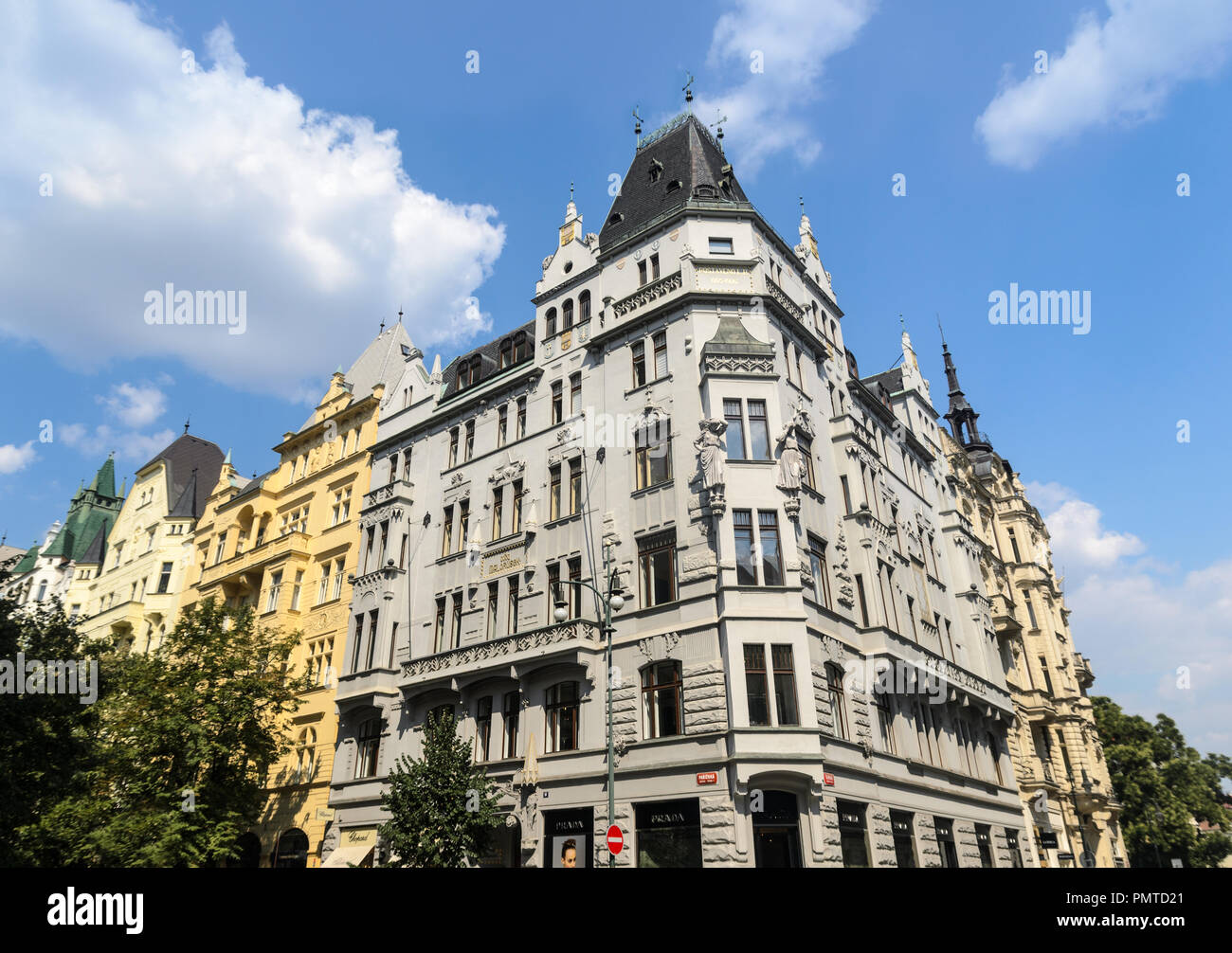 Monumental Building in the Jewish District of Prague Stock Photo - Alamy