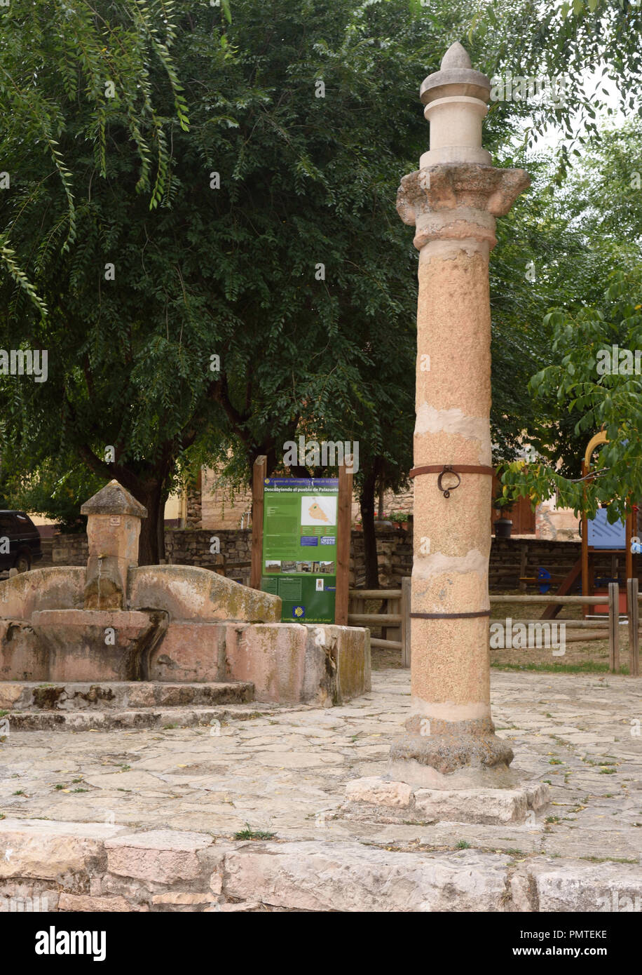 Picota medieval hi-res stock photography and images - Alamy