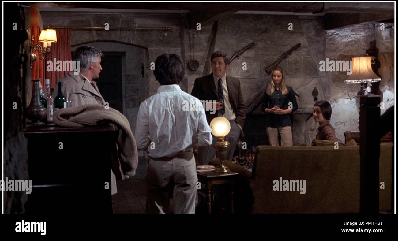 Susan George Straw Dogs Stock Photos & Susan George Straw Dogs Stock ...