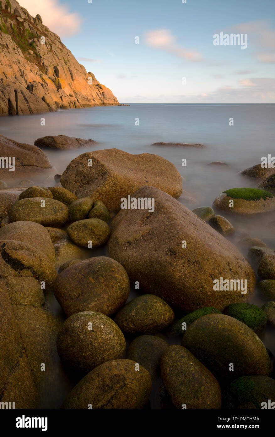 Seclude hi-res stock photography and images - Alamy