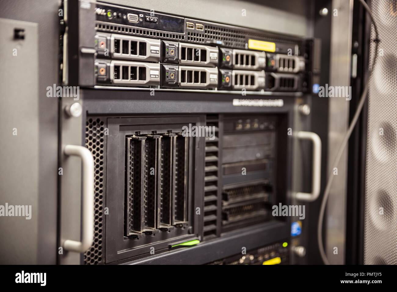 Recording server hi-res stock photography and images - Alamy