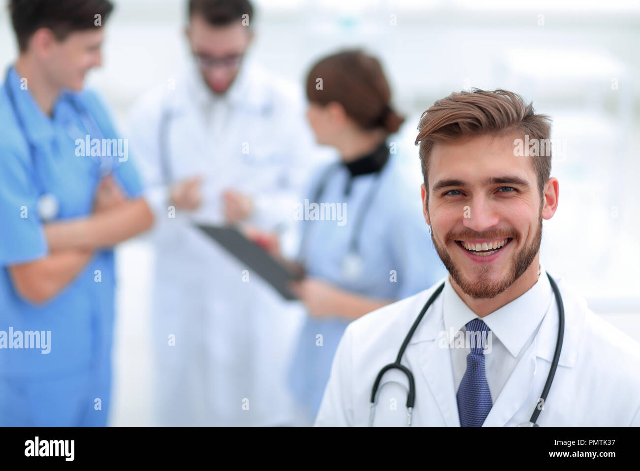 The practicing doctor hi-res stock photography and images - Alamy