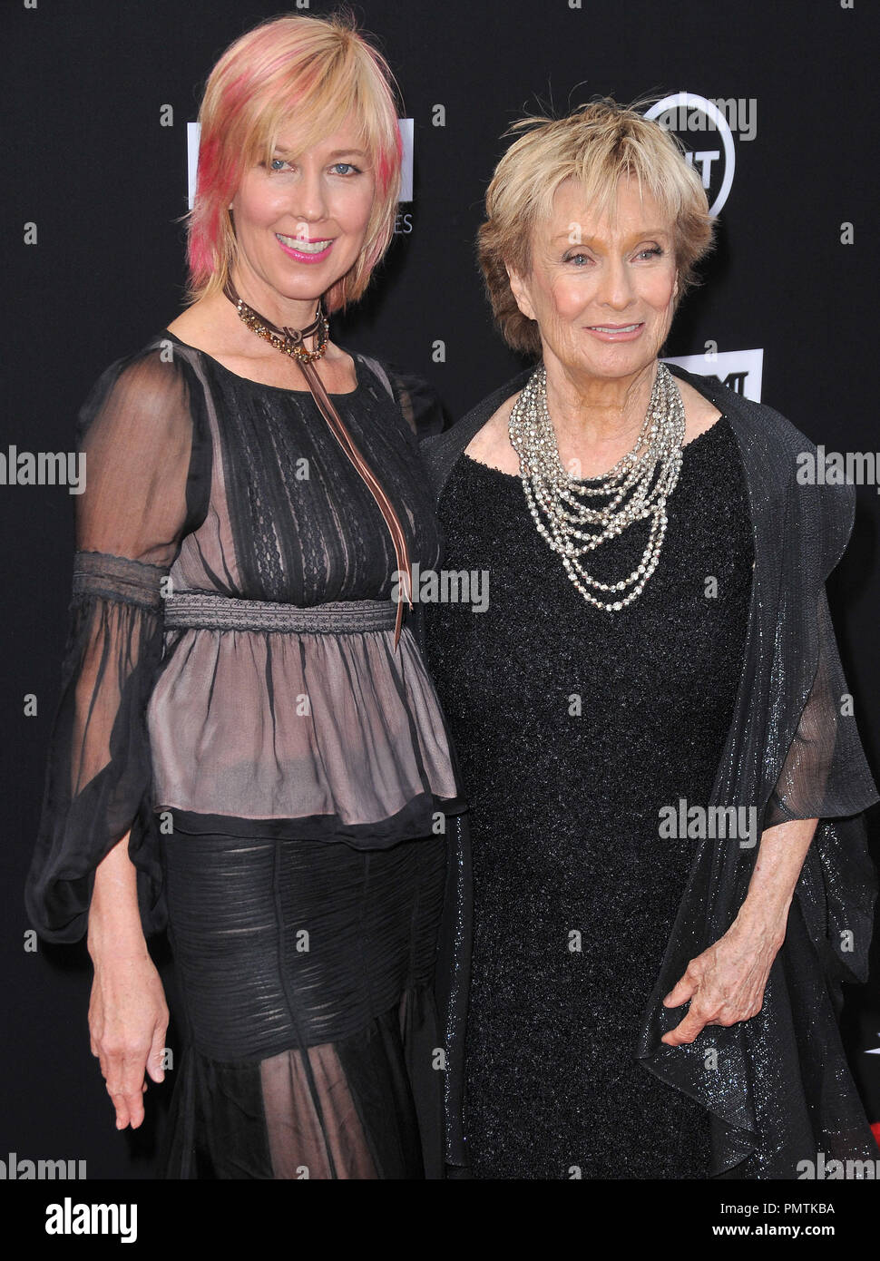 Cloris leachman red carpet event hi-res stock photography and images ...