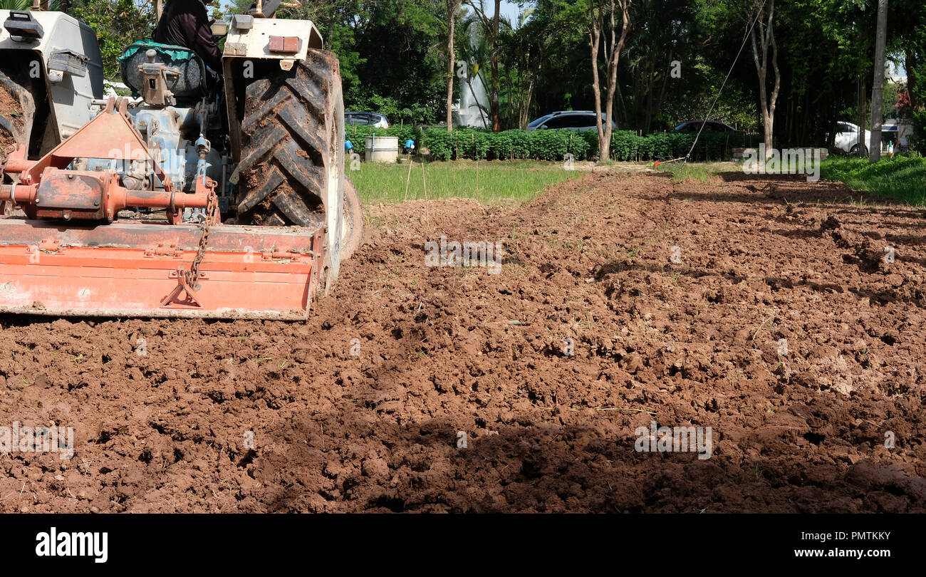 Preparing field hi-res stock photography and images - Alamy