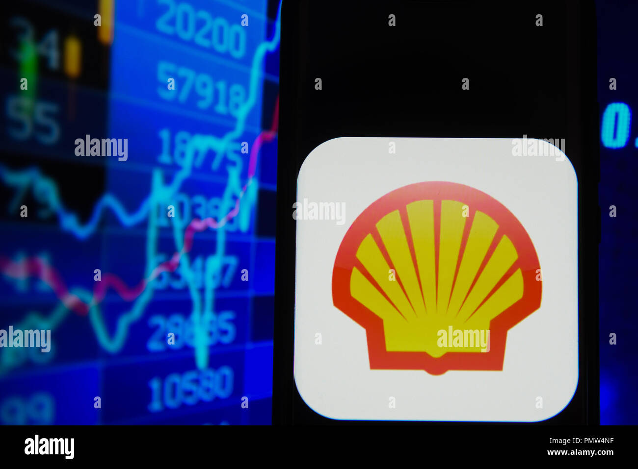 Krakow, Poland. 19th Sep, 2018. Shell logo is seen on an android mobile ...