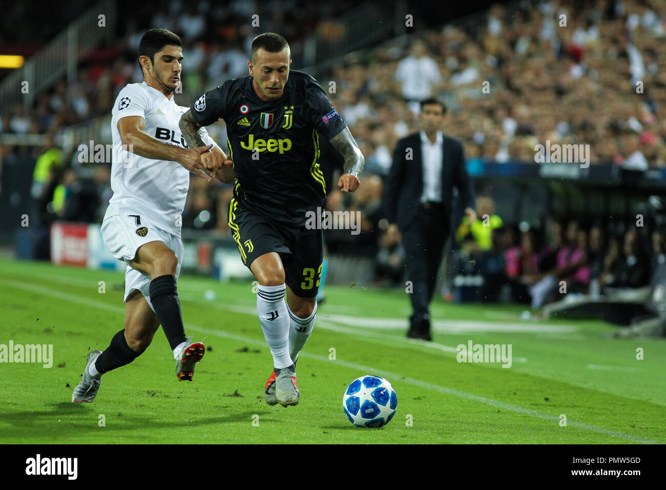 Bernardeschi of Juventus and in action during the Champions League ...