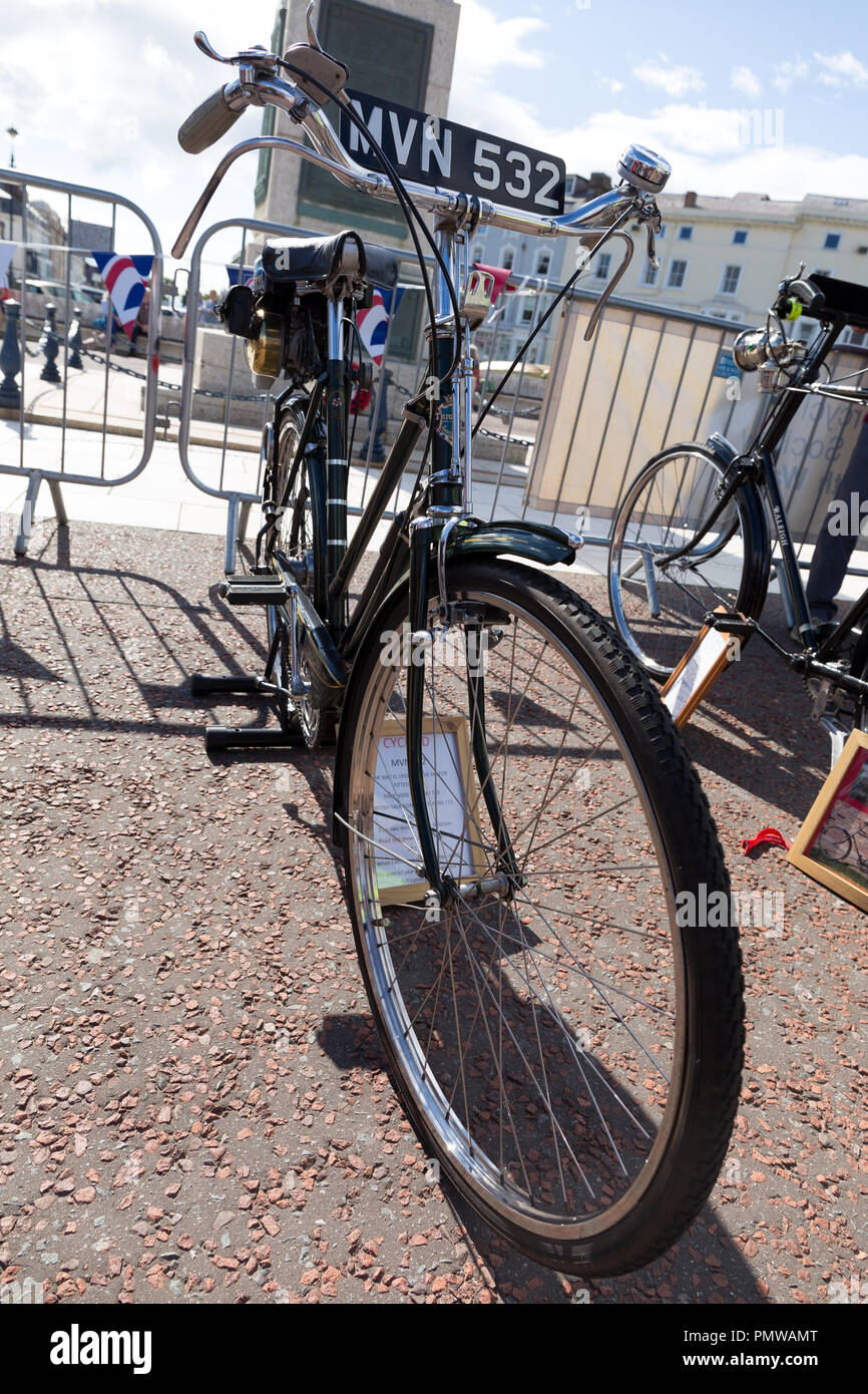 Two stroke cycle hi-res stock photography and images - Alamy