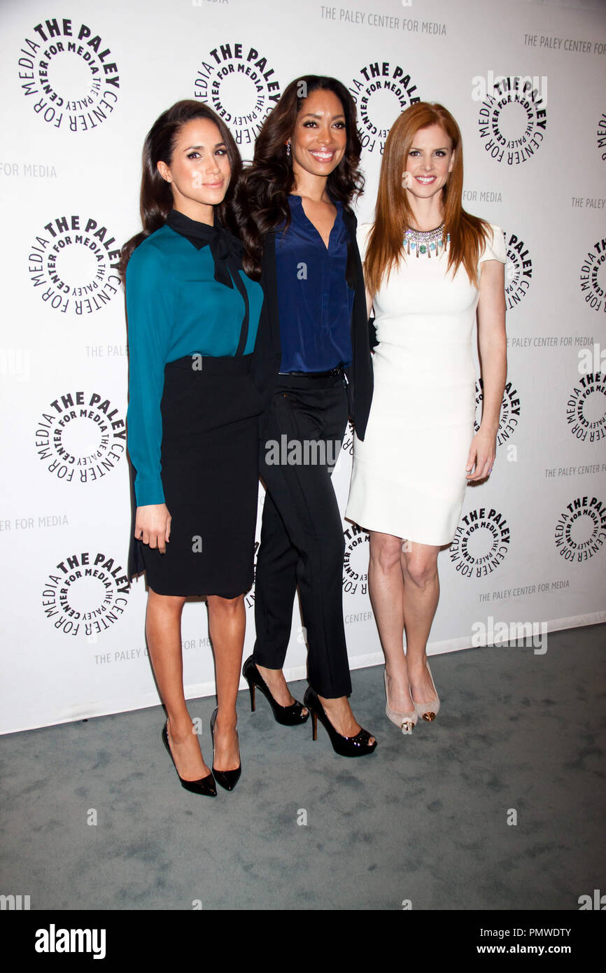 Meghan Markle, Gina Torres and Sarah Rafferty attends an evening with ...