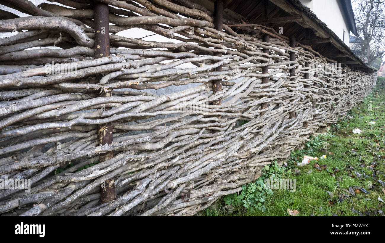romanian traditional wood wall Stock Photo - Alamy