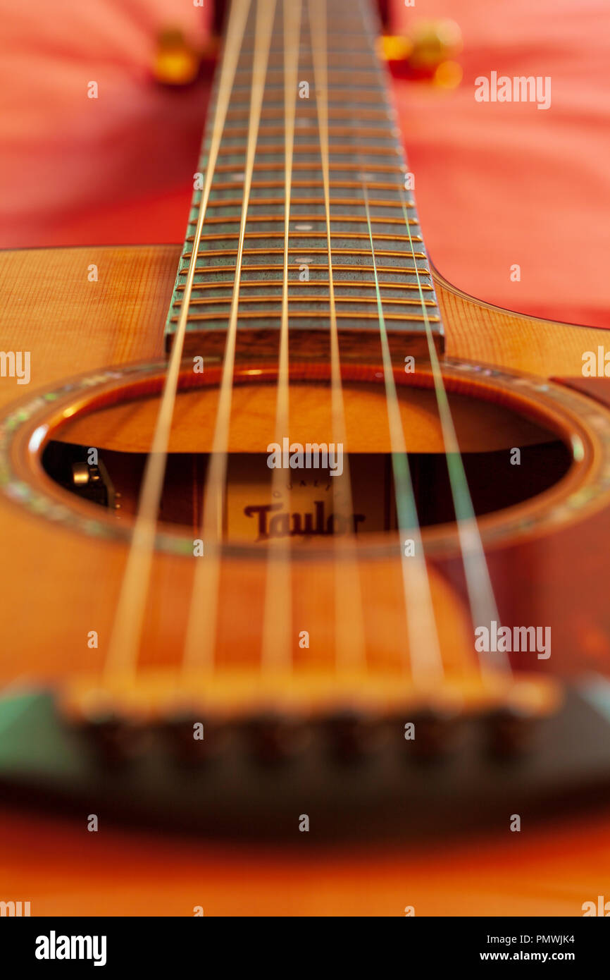 Close-up of an Acoustic Guitar and strings Stock Photo - Alamy