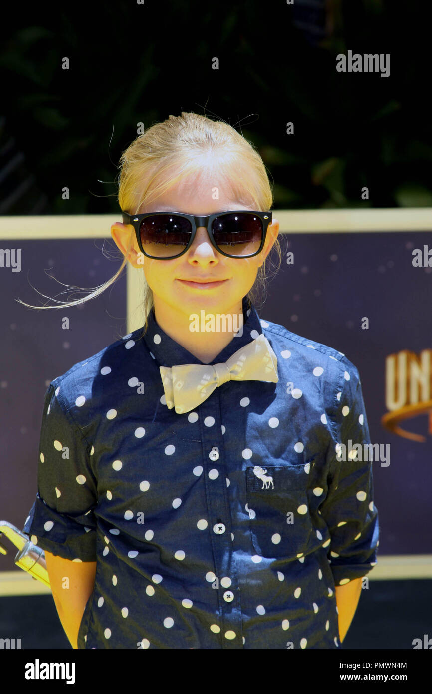 Elsie Fisher at the World Premiere of Universal Pictures' "Despicable ...