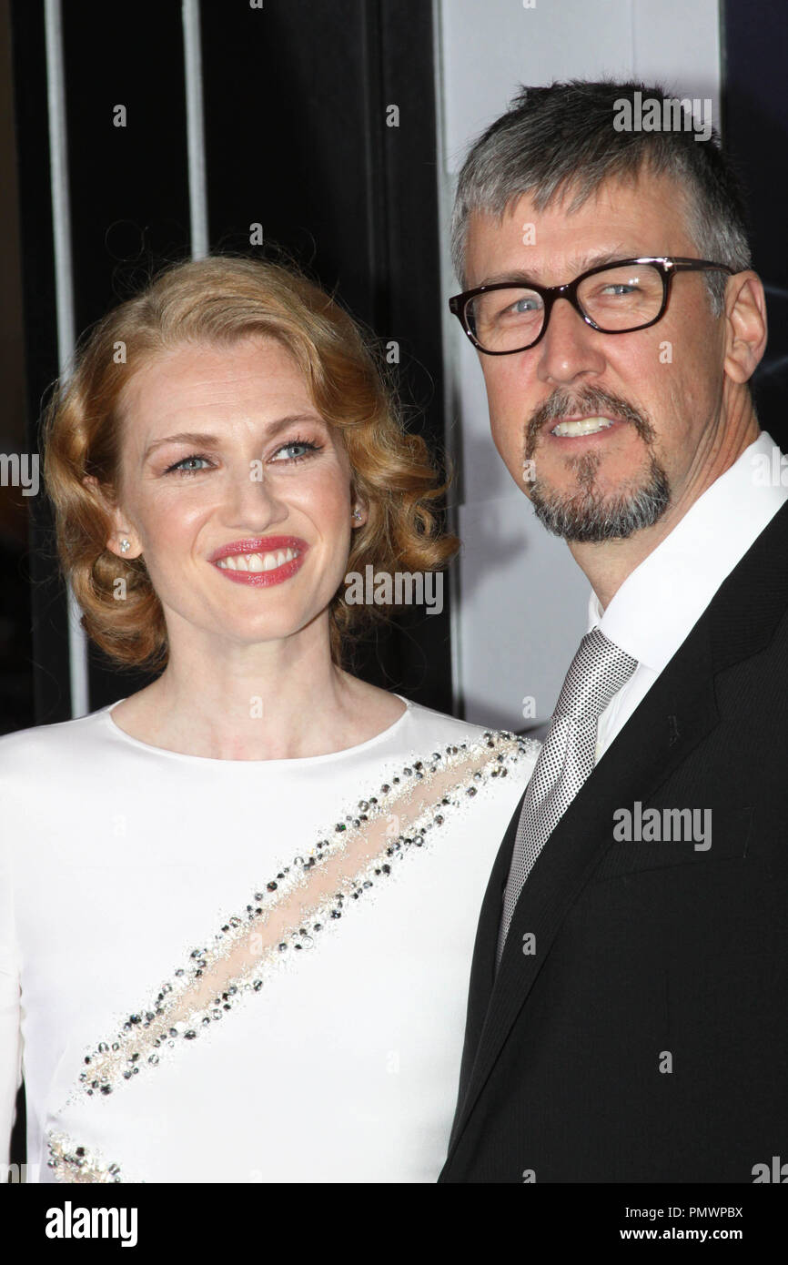 Mireille enos and husband alan ruck hi-res stock photography and images ...