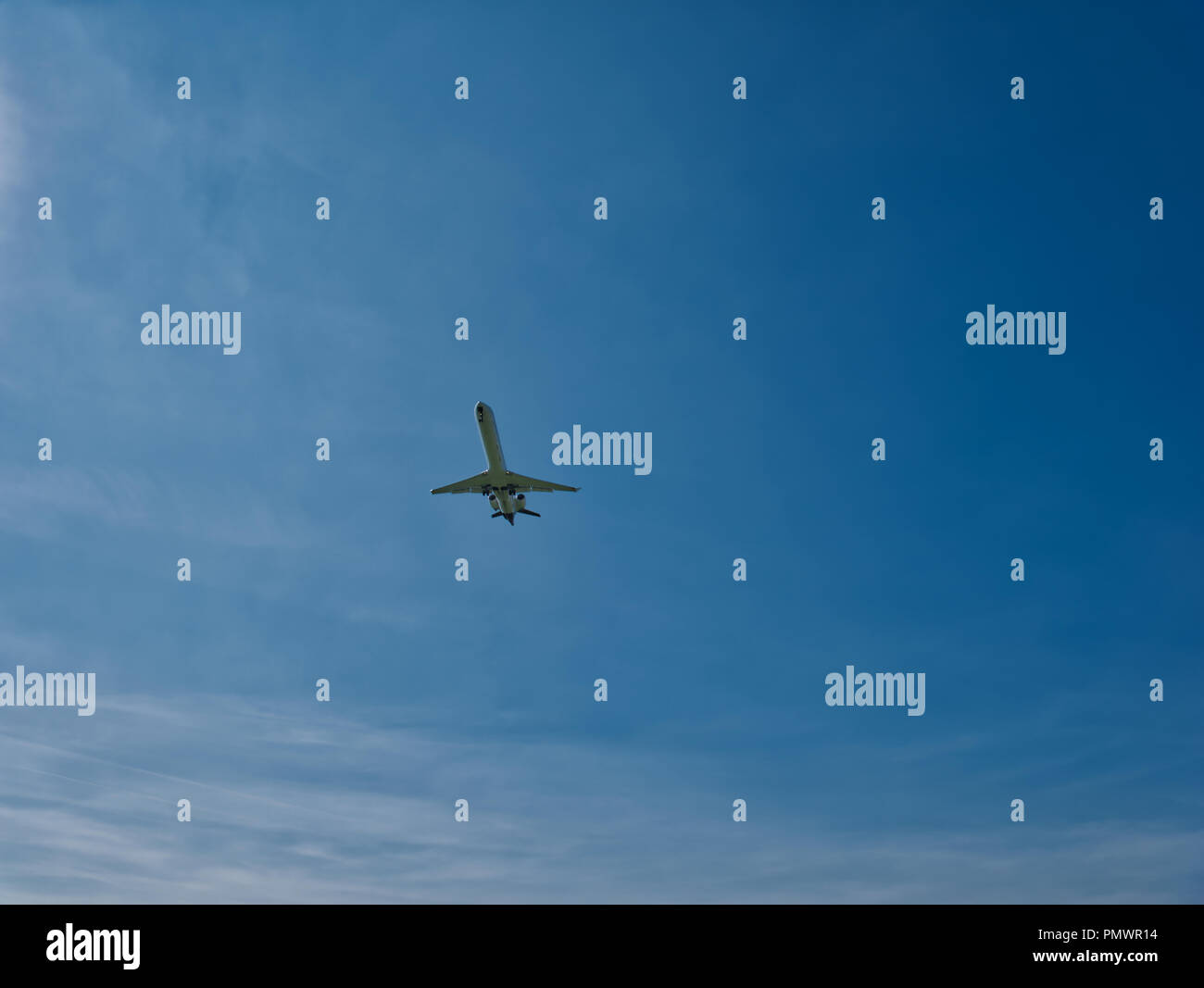 Large aircraft hi-res stock photography and images - Alamy