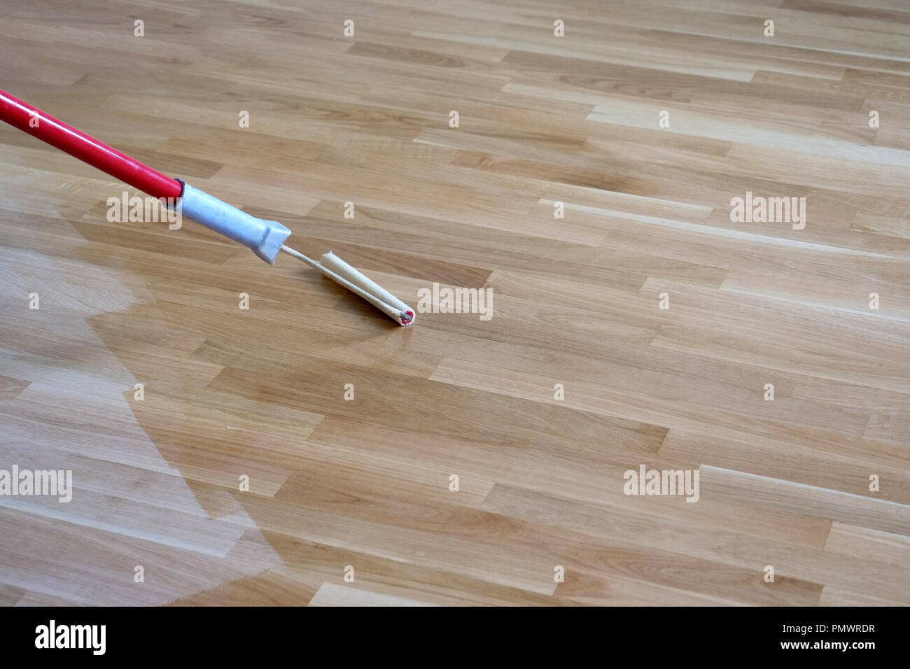 Lacquering hi-res stock photography and images - Alamy